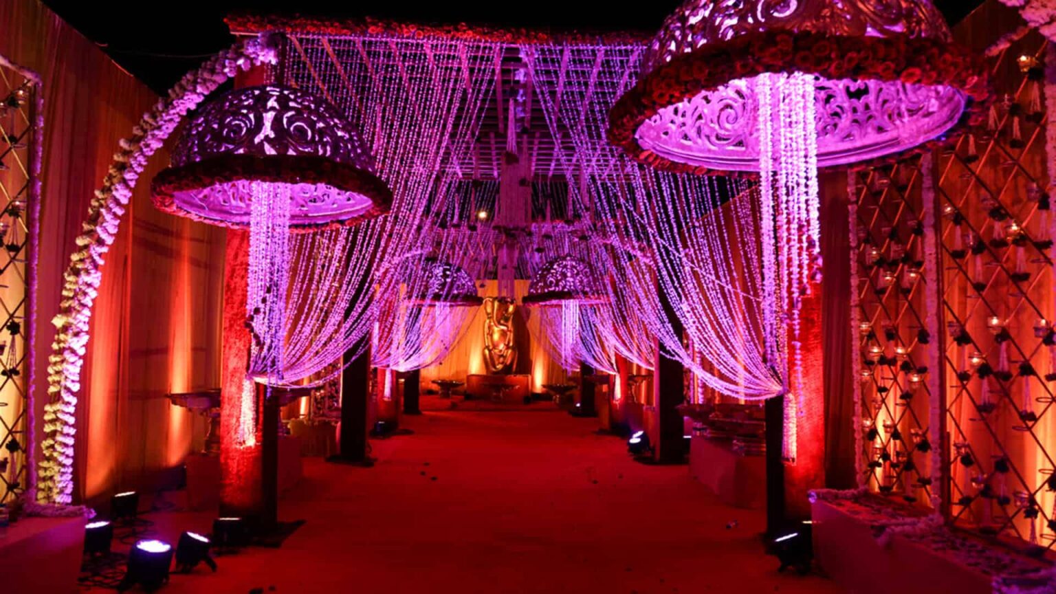 11 Fun Wedding Games to Elevate Your Celebration | Singularies